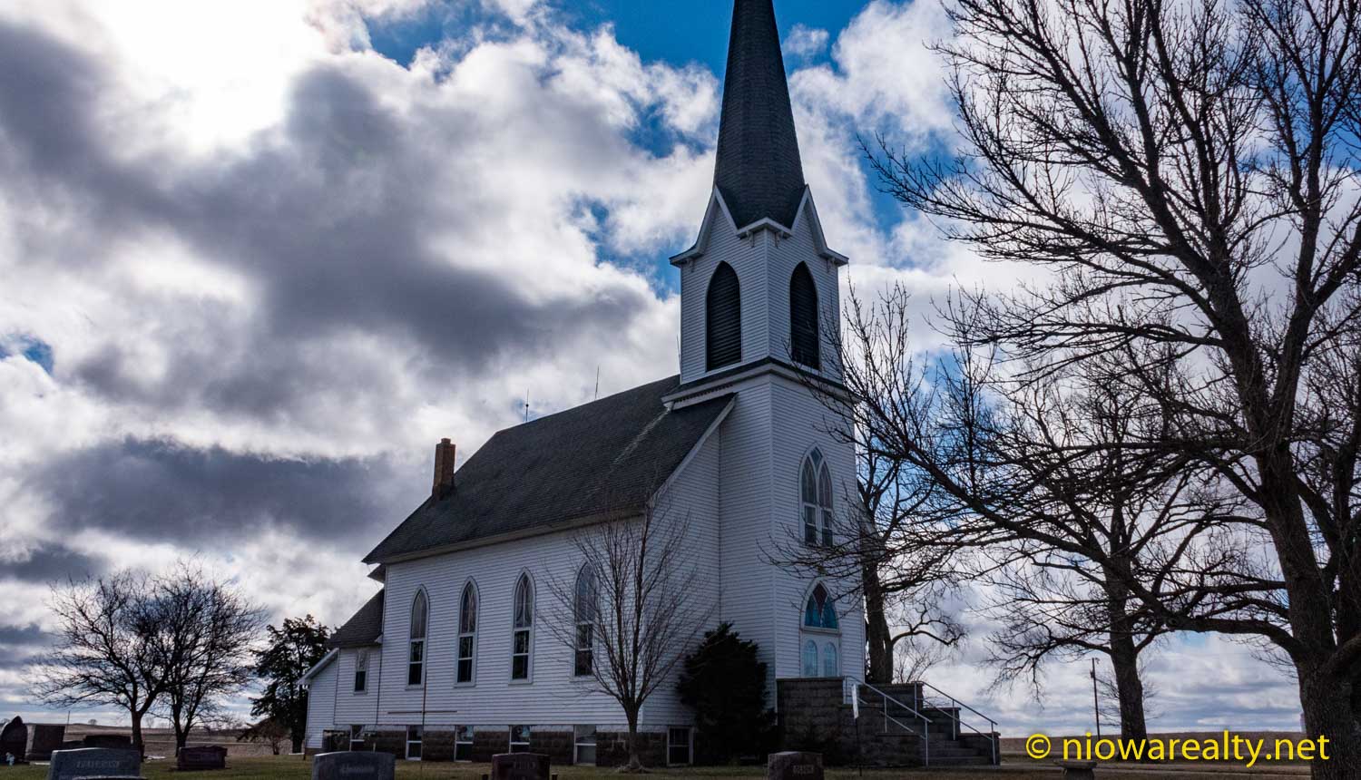 Good Little Deed - Holtz Realty