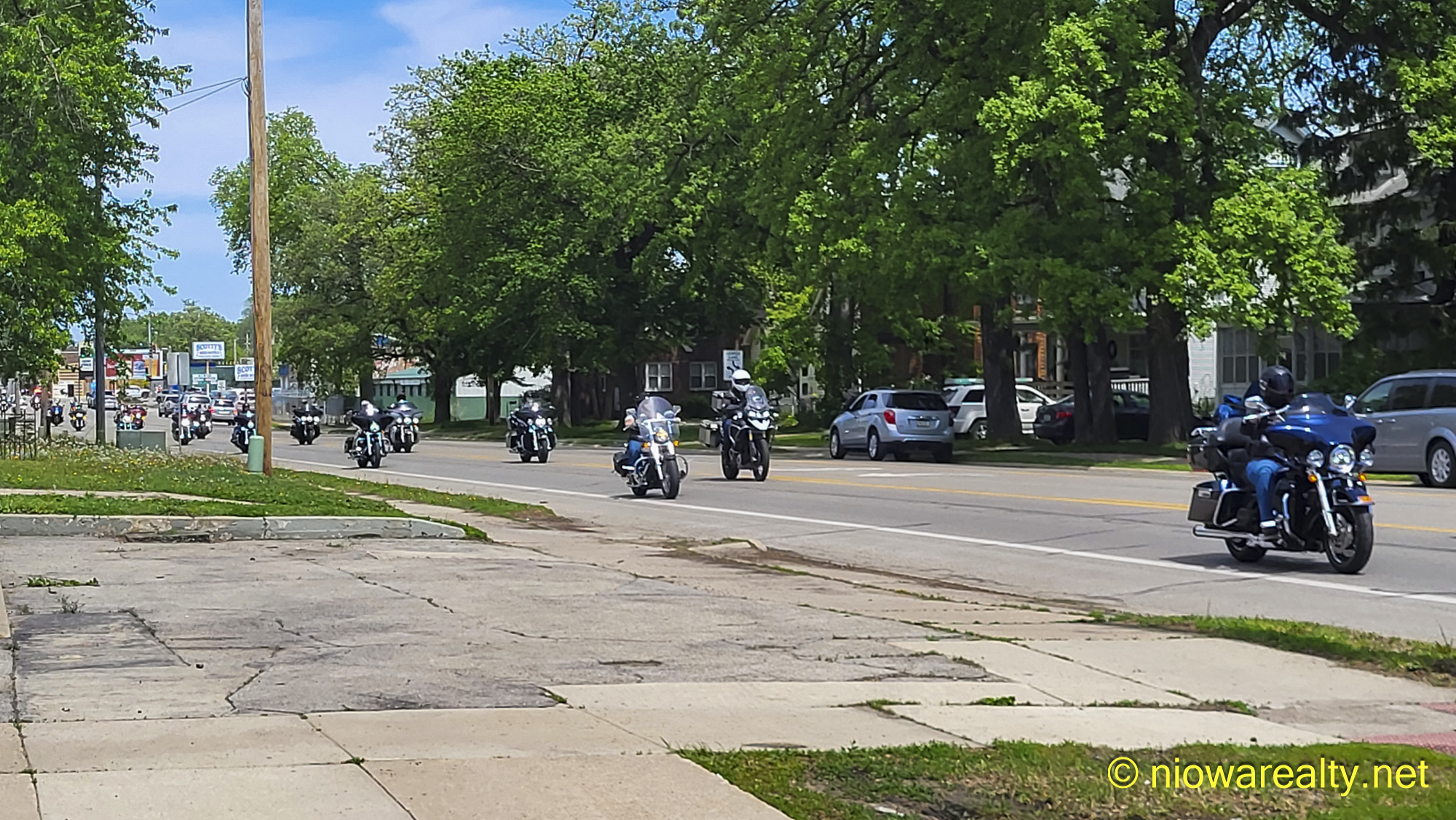 More Than 200 Bikers - Holtz Realty